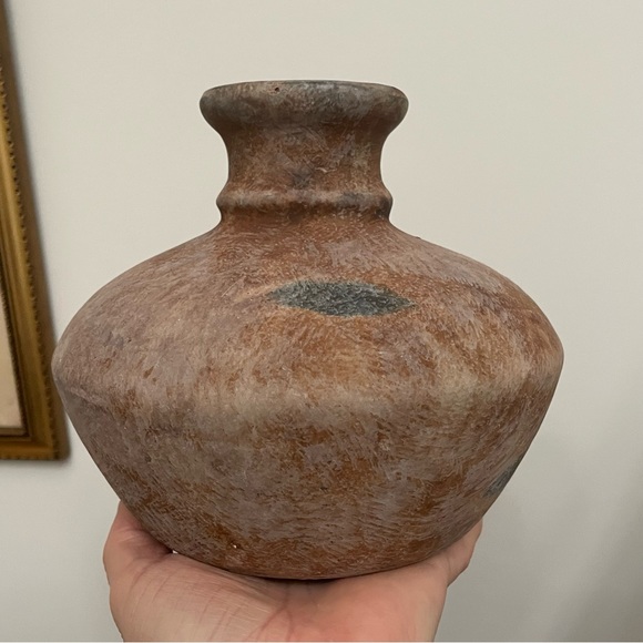 hand and esrth | Accents | Rustic Textured Vase | Poshmark